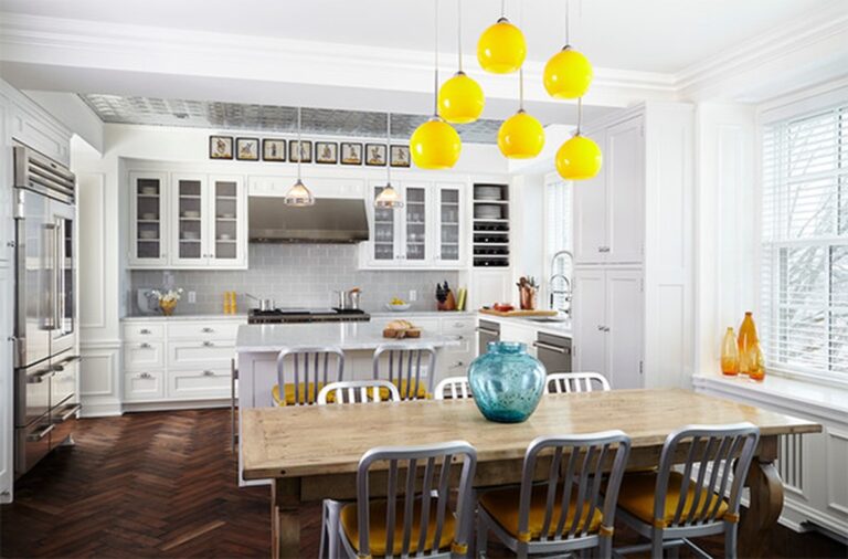 20 Stylish Dining Rooms with Metal Chairs - Archeworks