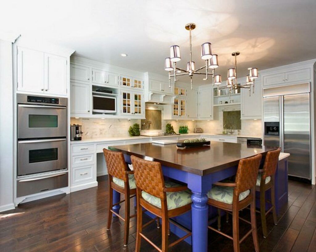 15 Chic Kitchen Islands with Built-In Tables - Archeworks