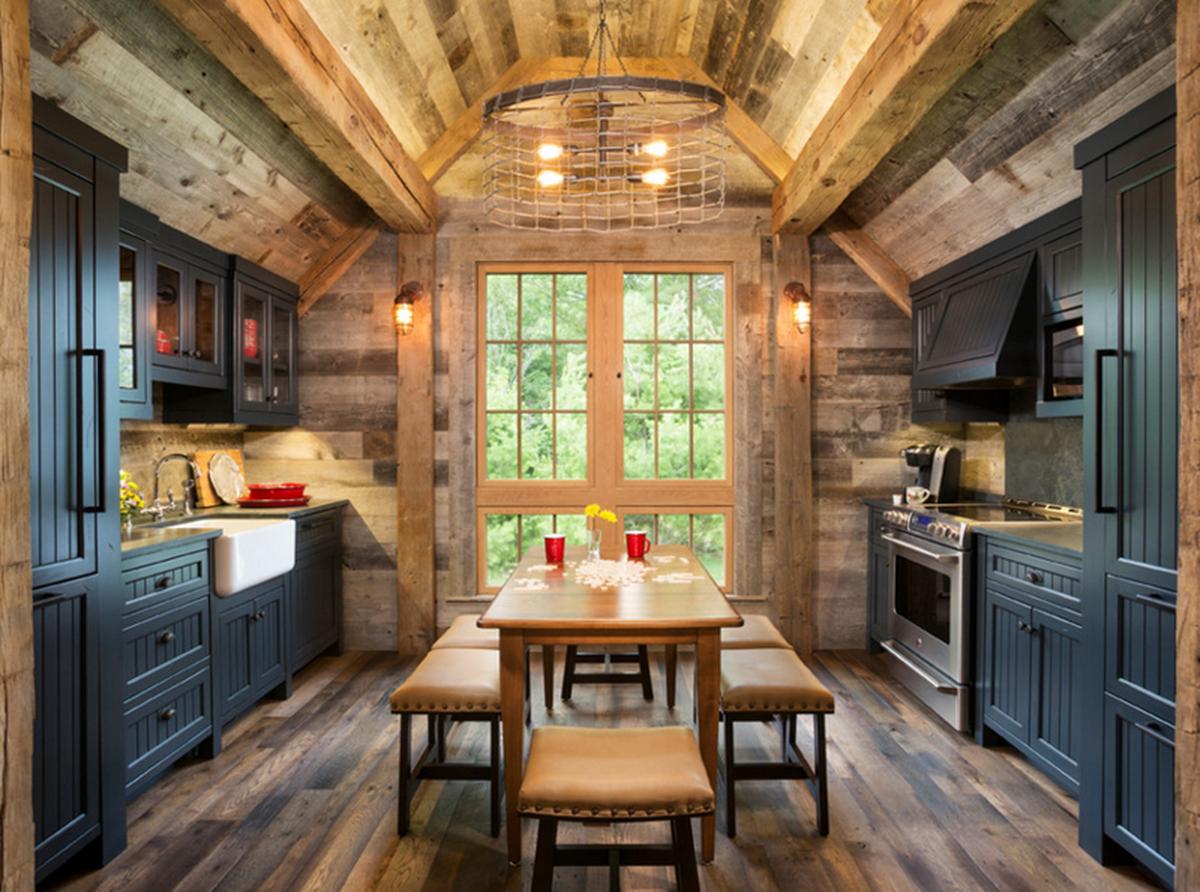 20 Charming Kitchens with Reclaimed Ceilings - Archeworks