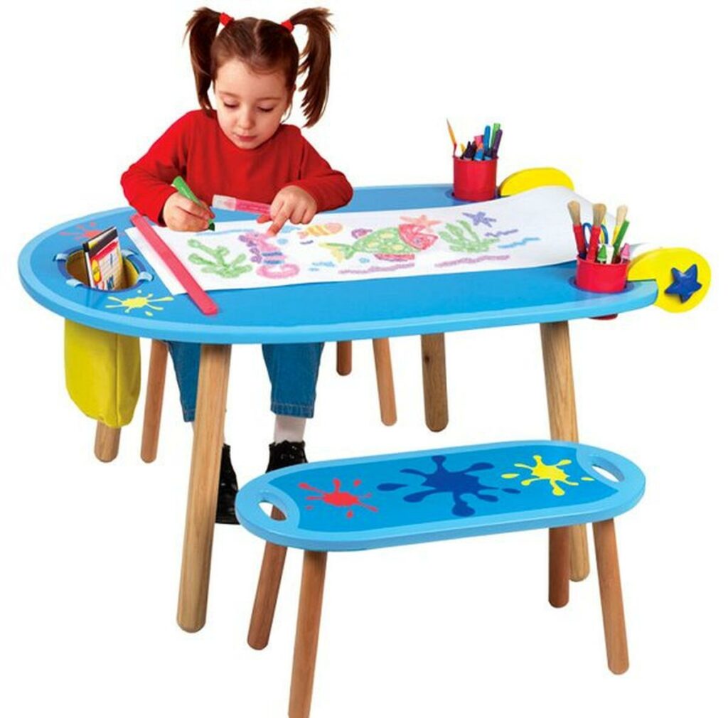 15 Creative Tables and Desks for Young Artists - Archeworks