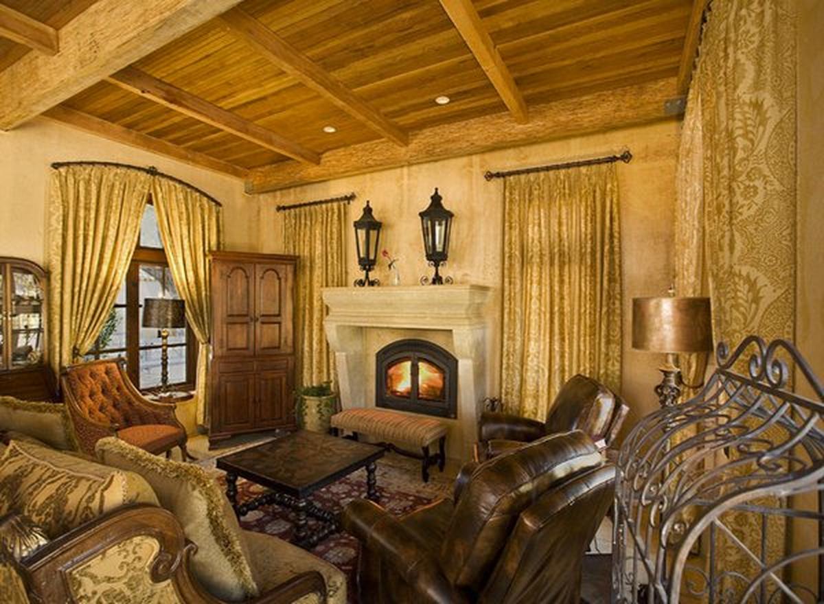 15 Stunning Tuscan Living Room Ideas - Archeworks