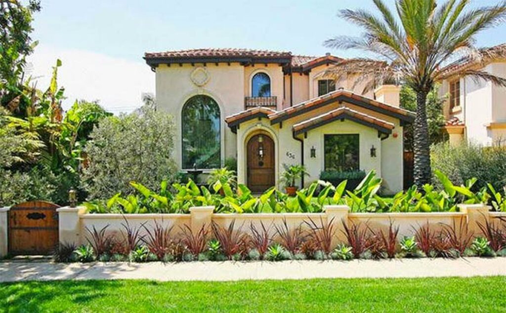 15 Classy Mediterranean House Designs to Elevate Your Home - Archeworks