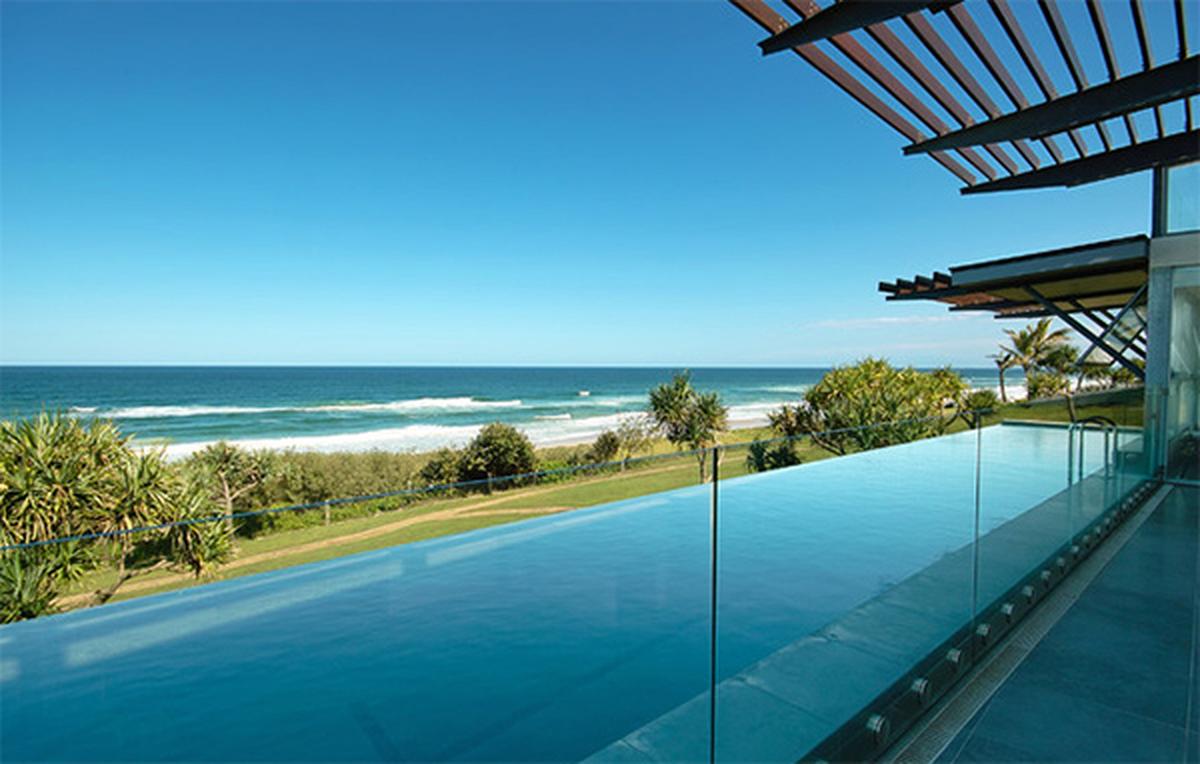 20 Amazing Residential Beachfront Swimming Pools - Archeworks
