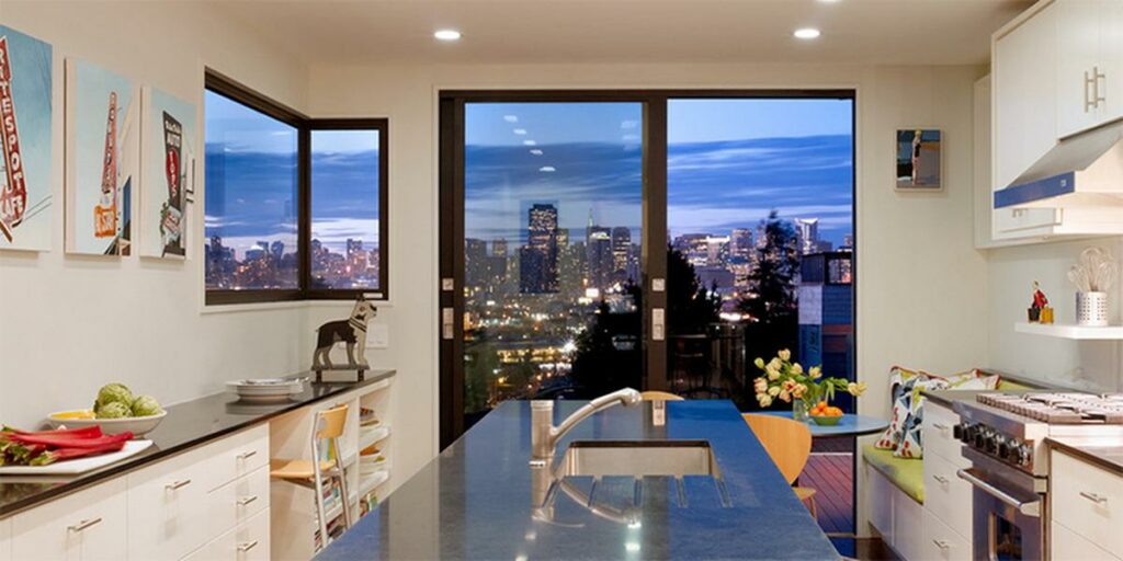 25 Kitchen Inspirations with Eye-Catching Window Scenes - Archeworks