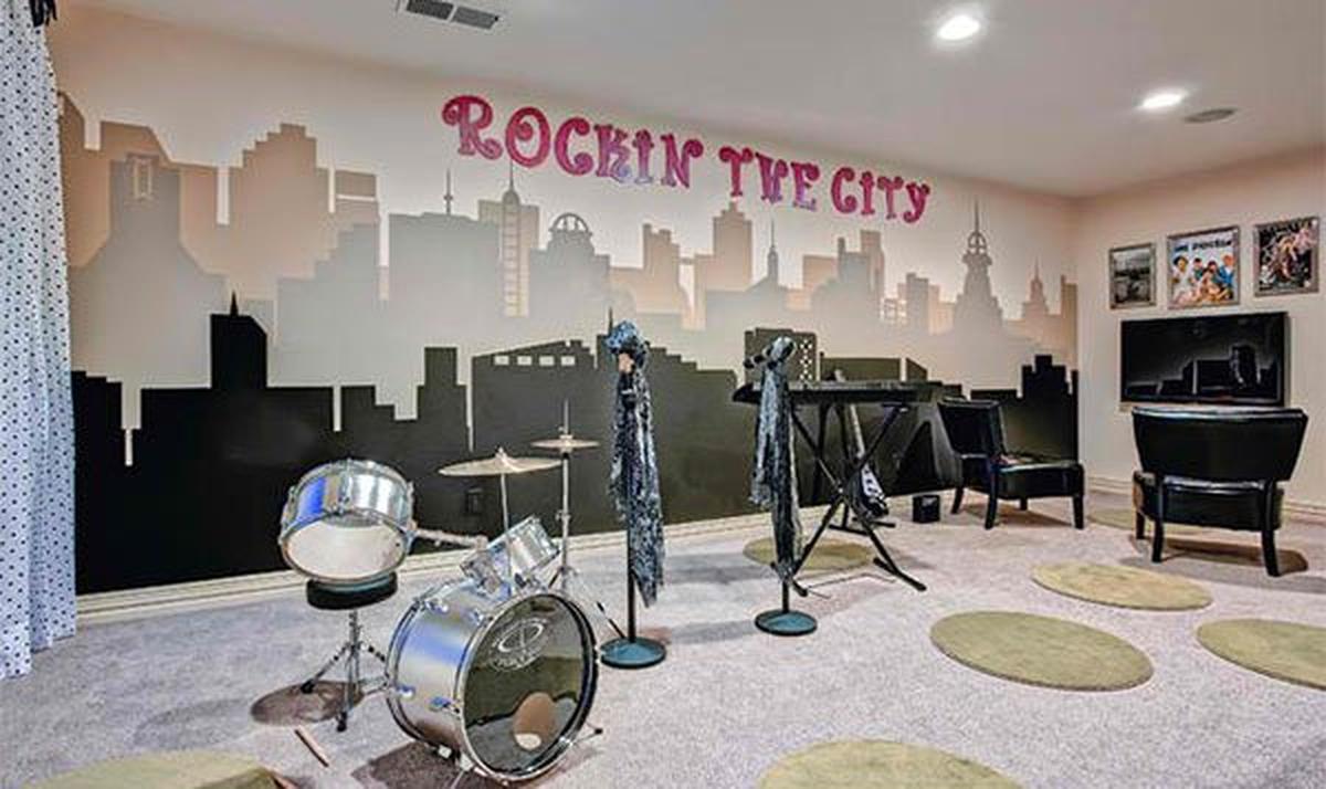 15 Creative Design Ideas for Music Rooms and Home Studios - Archeworks