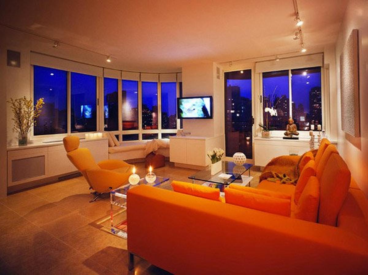 15 Bright and Bold Orange Living Room Ideas - Archeworks