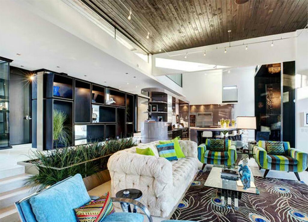 15 Creative Throw Pillows for Modern Living Rooms - Archeworks