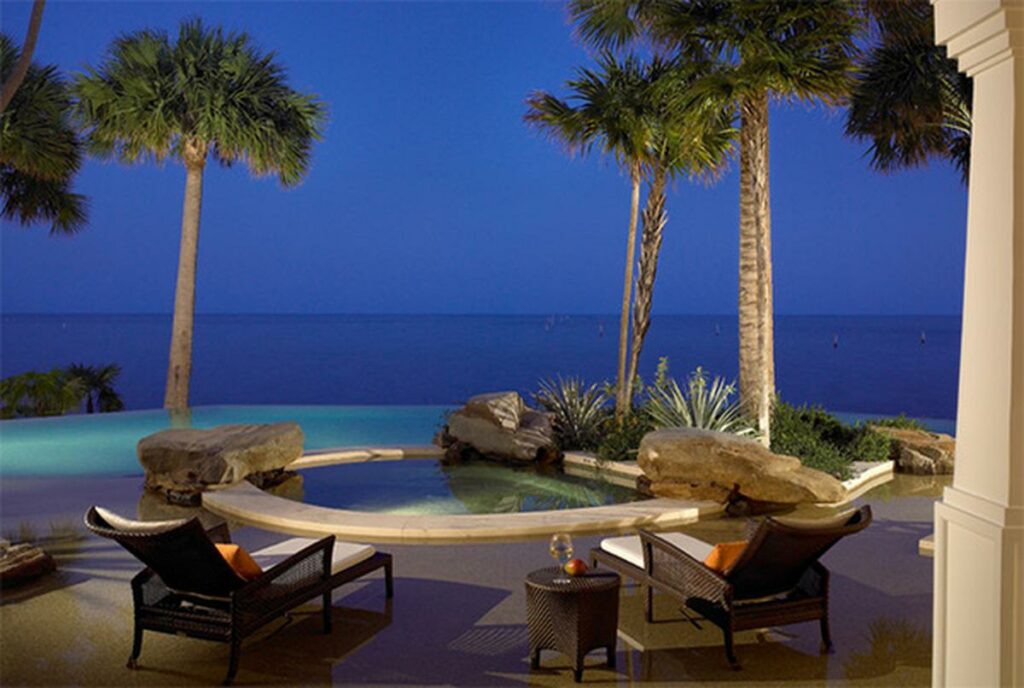 20 Amazing Residential Beachfront Swimming Pools - Archeworks
