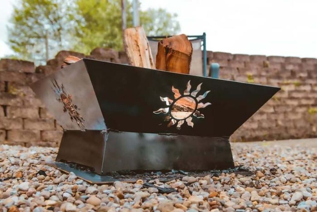 29 Stunning Metal Fire Pit Ideas for a Cozy Backyard Transform - Archeworks
