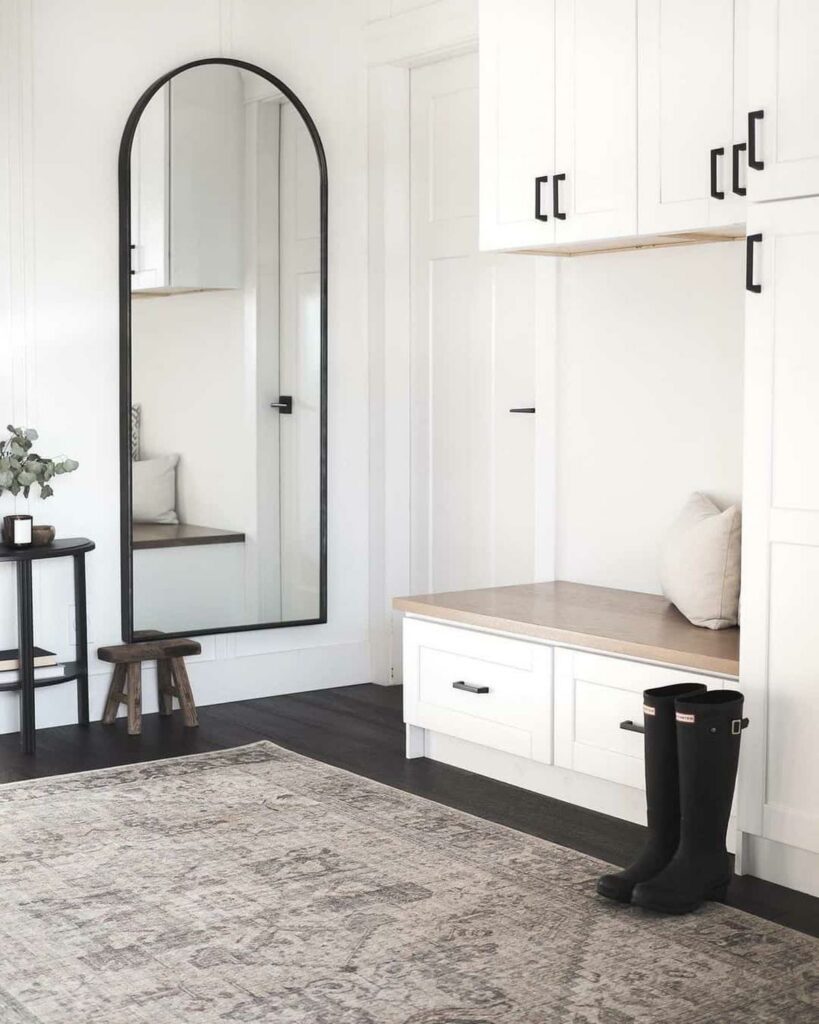 45 Delightful Entryway Mirror Concepts for a Welcoming Home - Archeworks