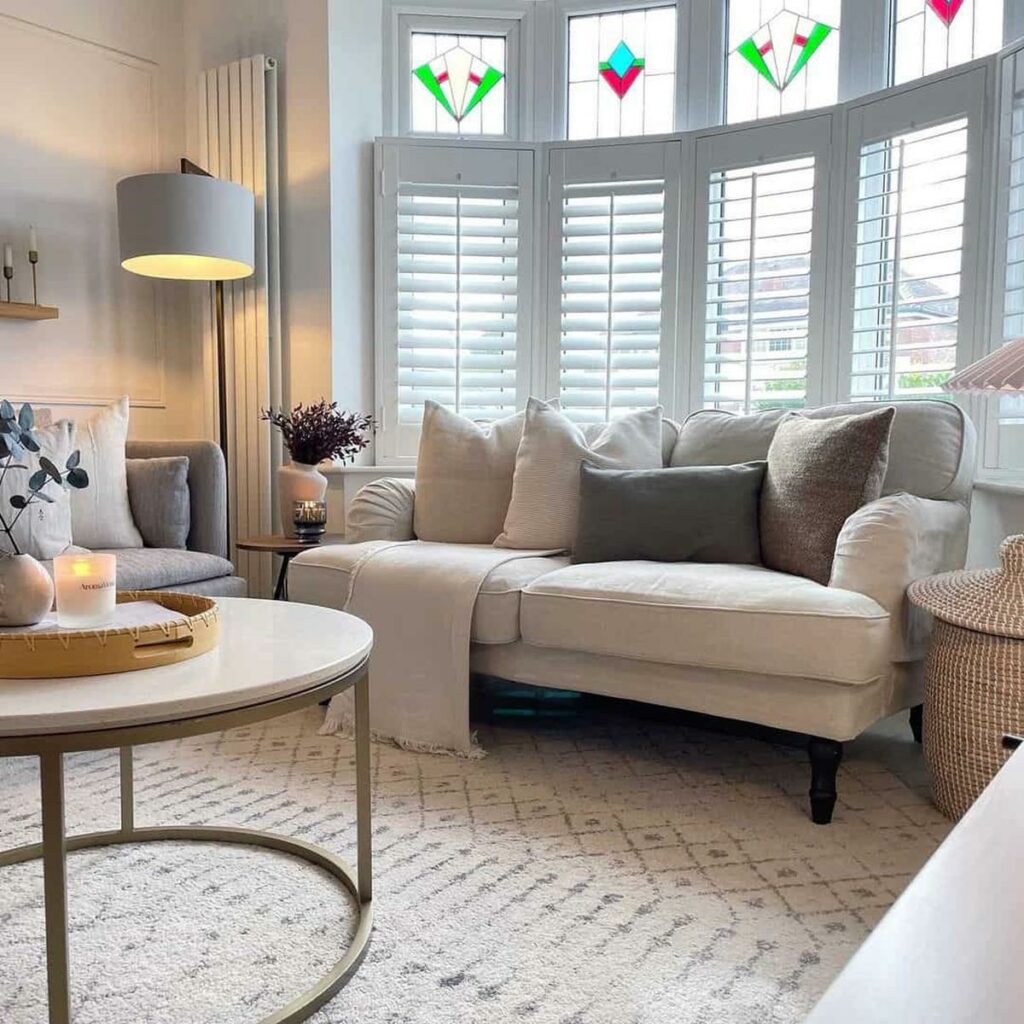 30 Striking Living Room Window Styles to Enhance Your Space - Archeworks