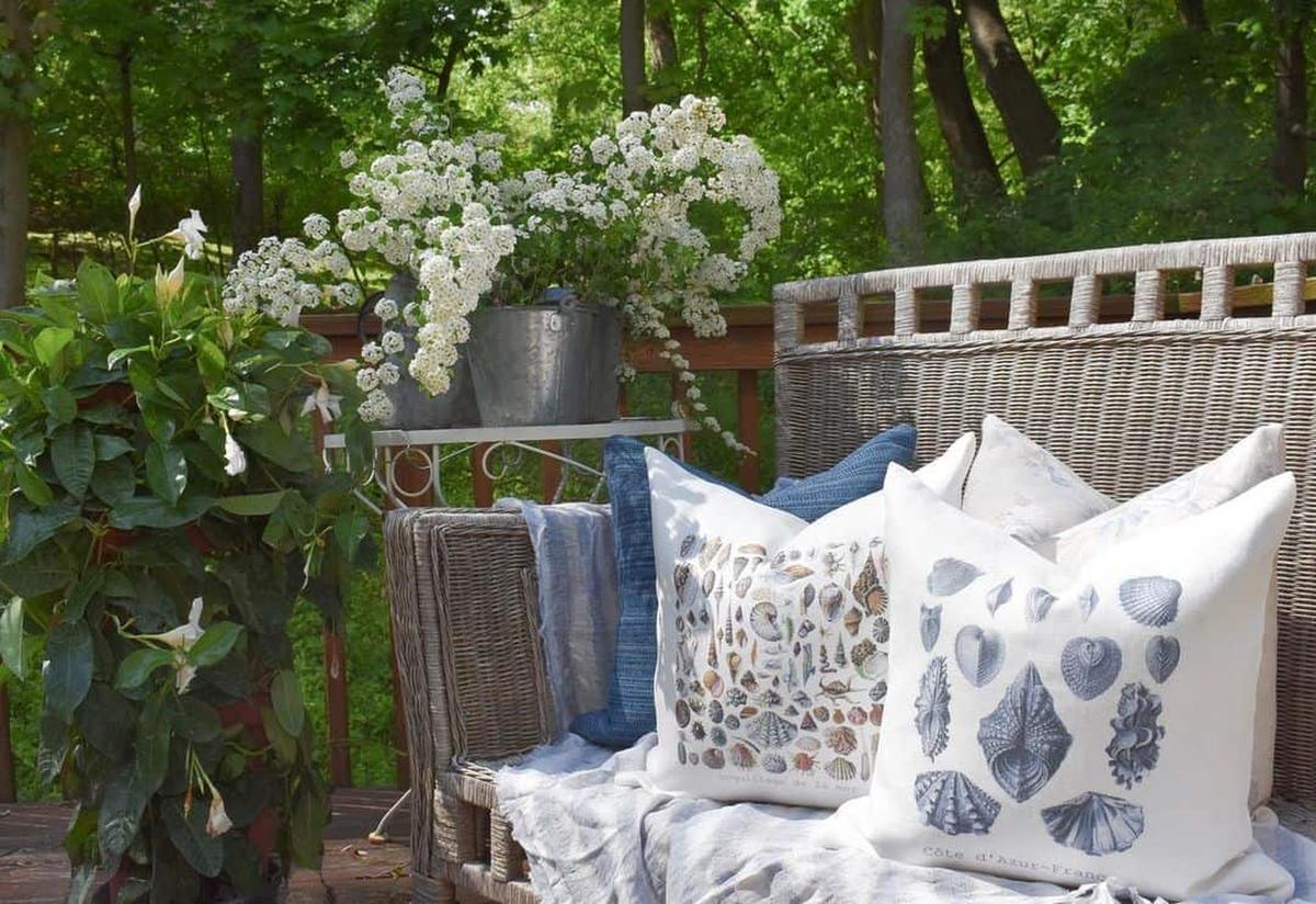 14 Enchanting Seashell Decor Ideas for Coastal Vibes - Archeworks