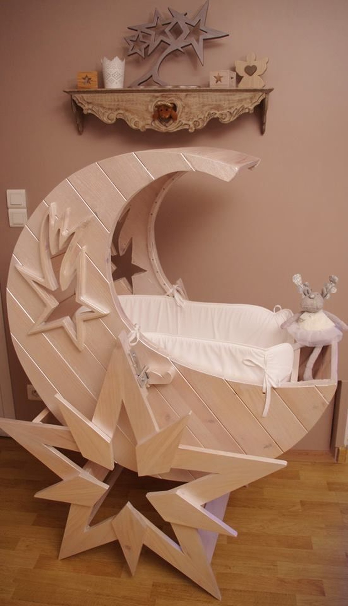 12 Dreamy Moon-Themed Cribs for a Celestial Nursery - Archeworks