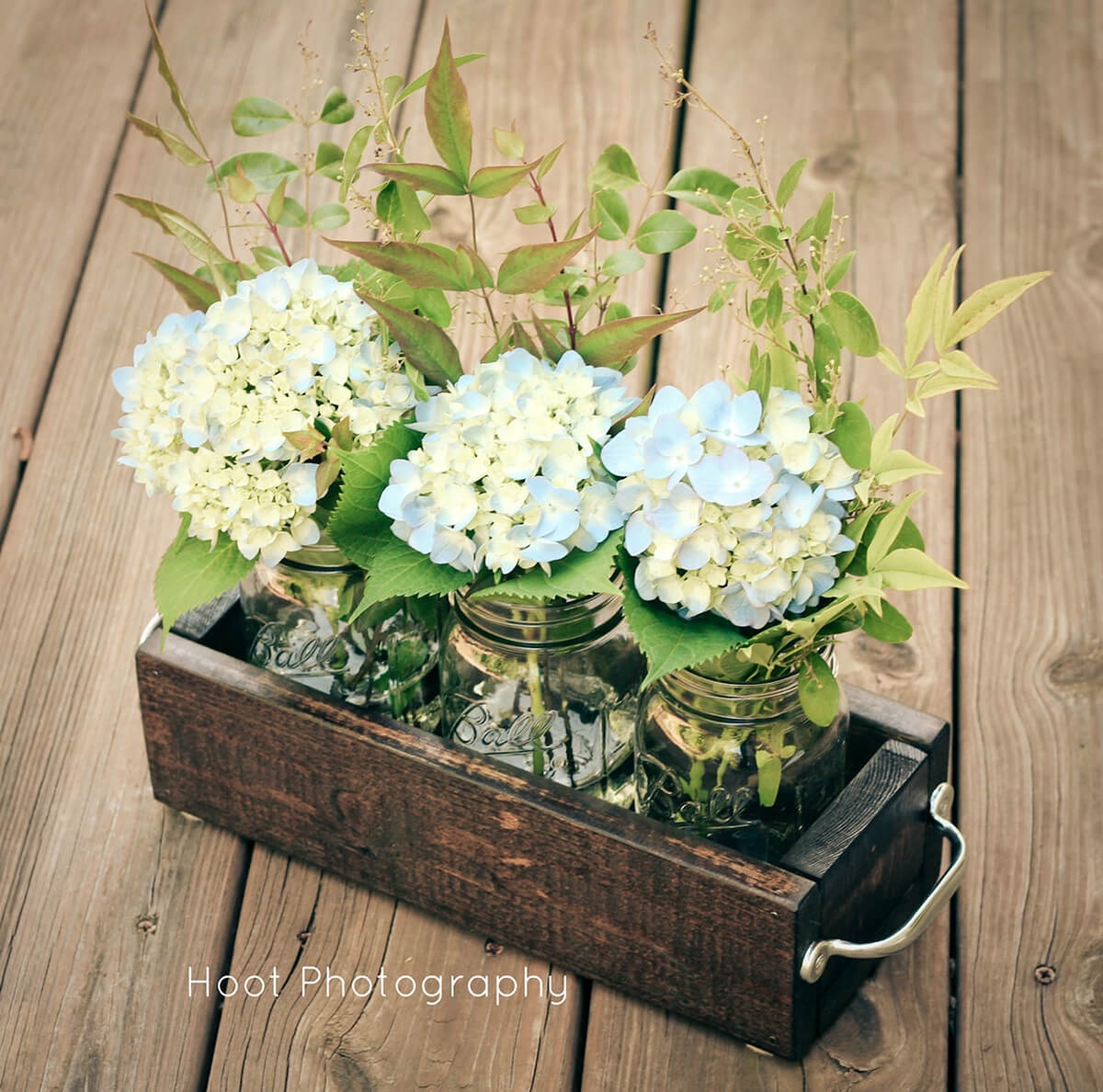 16 Charming DIY Flowerbox Centerpieces for Your Dream - Archeworks