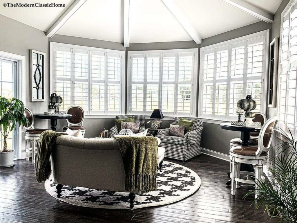26 Charming Farmhouse Window Designs to Enhance Your Home - Archeworks