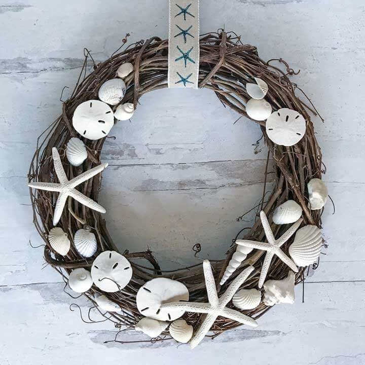 19 Irresistible Nautical Wreaths for Your Seaside Welcome - Archeworks