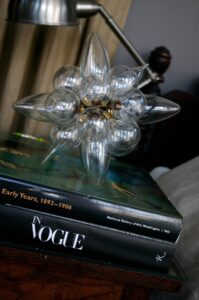 18 Light Bulb Upcycle Projects That Spark Creative Magic - Archeworks