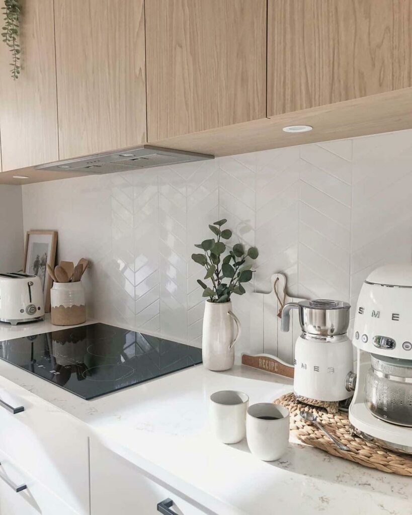 24 Stunning White Kitchen Appliances to Brighten Your Space - Archeworks