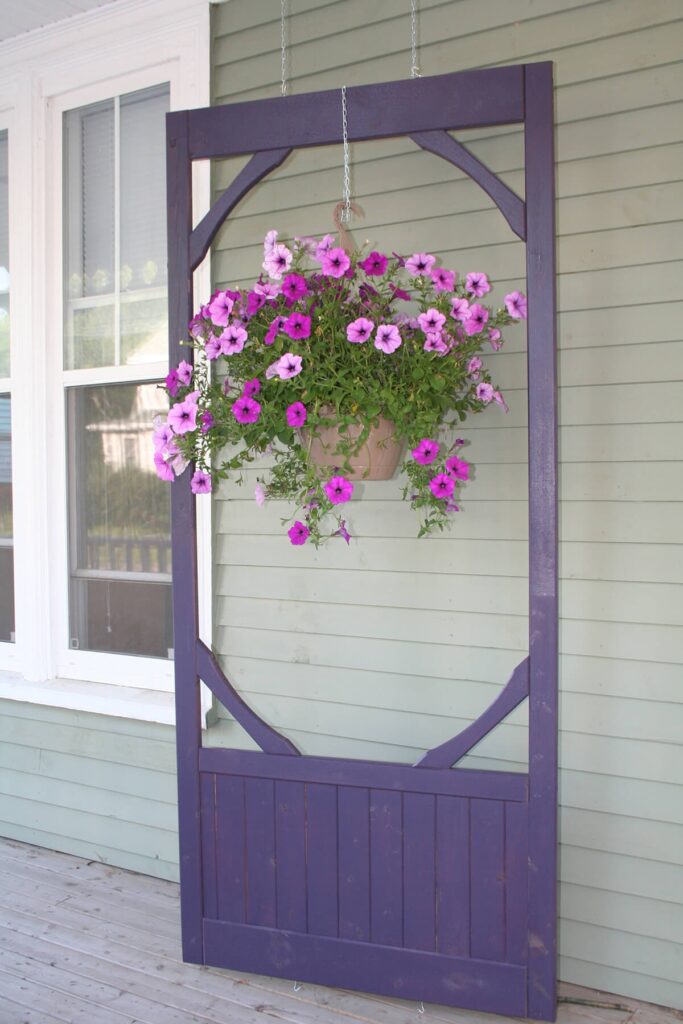 26 Clever Ways to Transform Old Doors in Your Garden Oasis - Archeworks