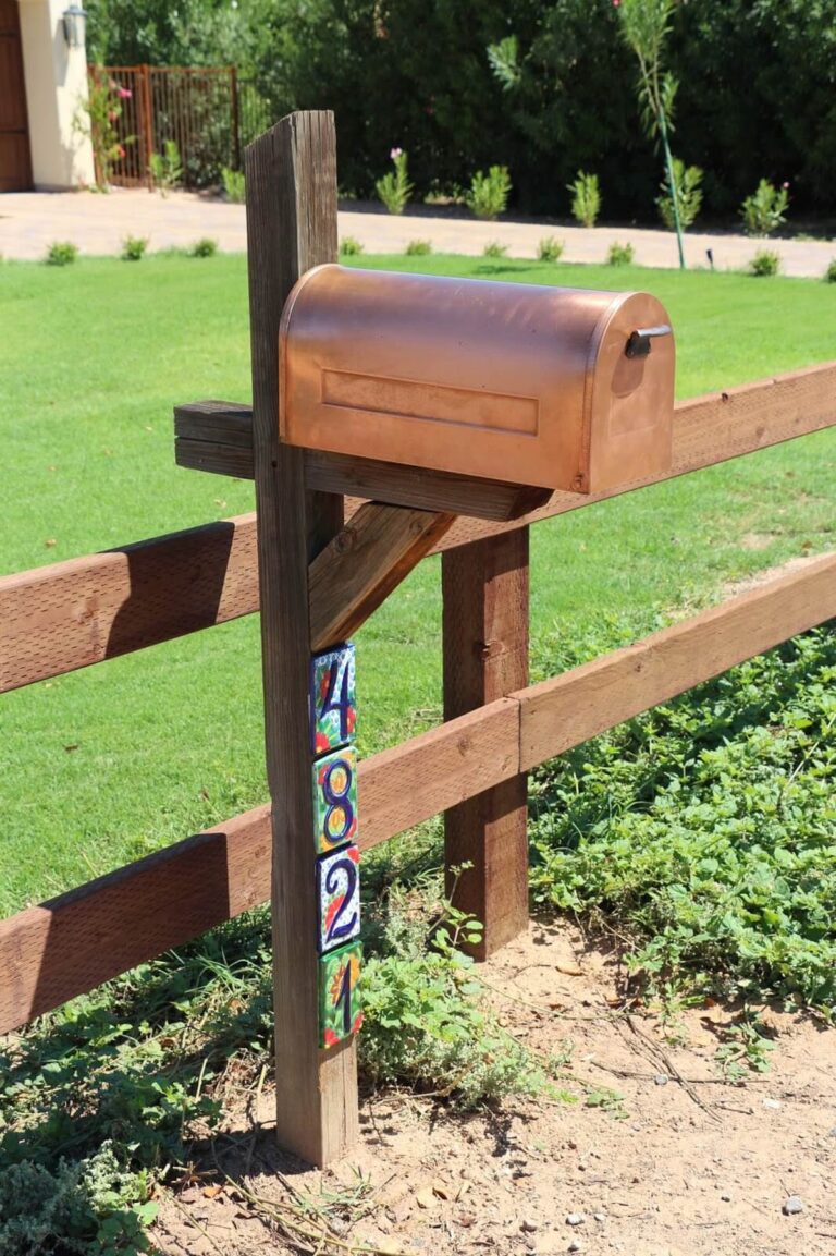 28 Charming Mailbox Designs to Impress Your Visitors - Archeworks