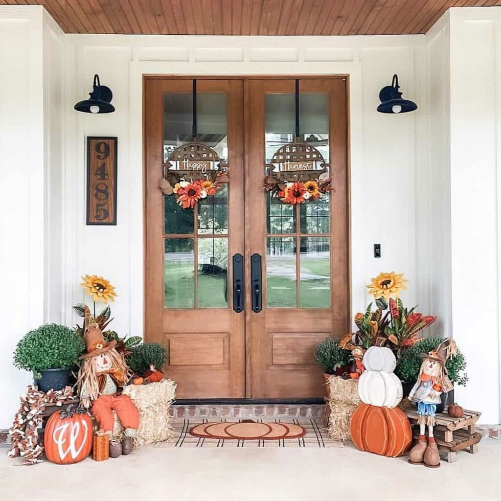30 Cozy Farmhouse Fall Porch Decor Ideas to Welcome Autumn - Archeworks