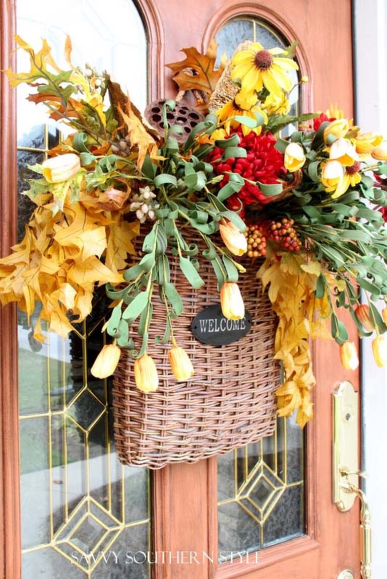 30 Easy Autumn Porch Ideas for a Warm Welcome - Archeworks