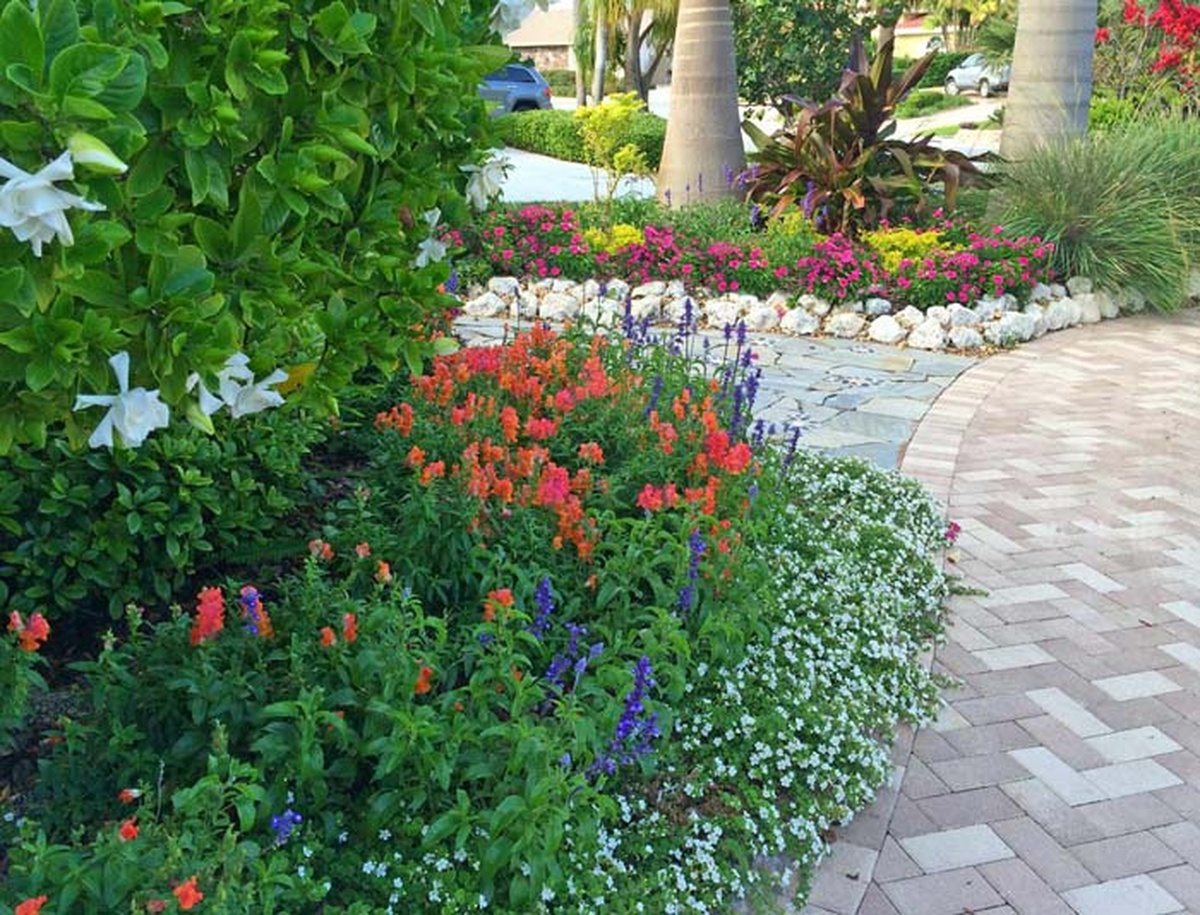 20 Stunning Layered Landscaping Ideas for Your Dream Yard - Archeworks
