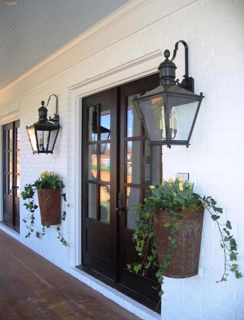 30 Stunning Porch Wall Decor Ideas That Welcome Guests Home - Archeworks