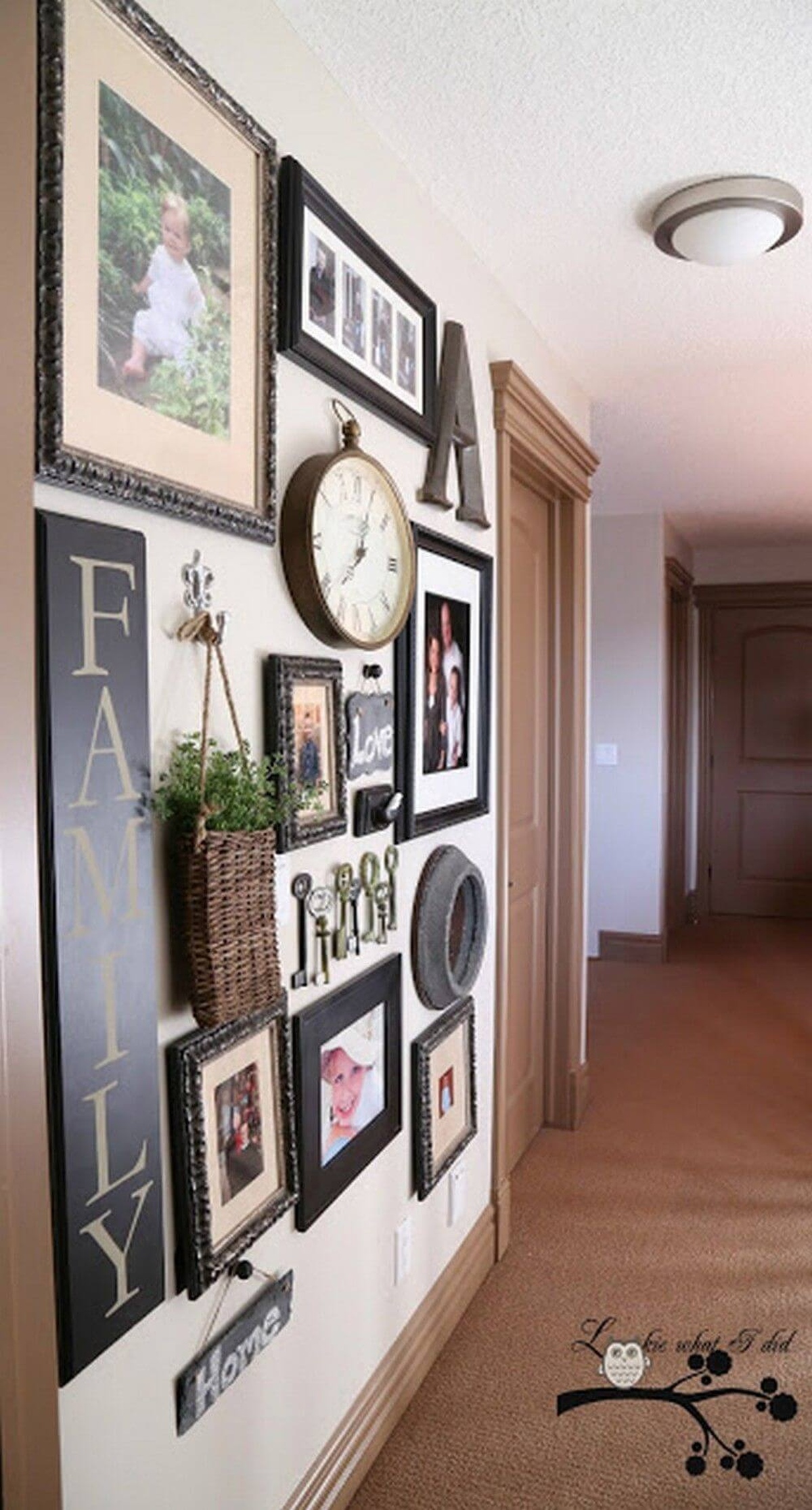 16 Stylish Wall Decor Ideas to Transform Your Hallway - Archeworks