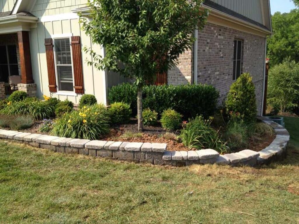28 Stunning Rock and Mulch Ideas for Your Front Yard - Archeworks
