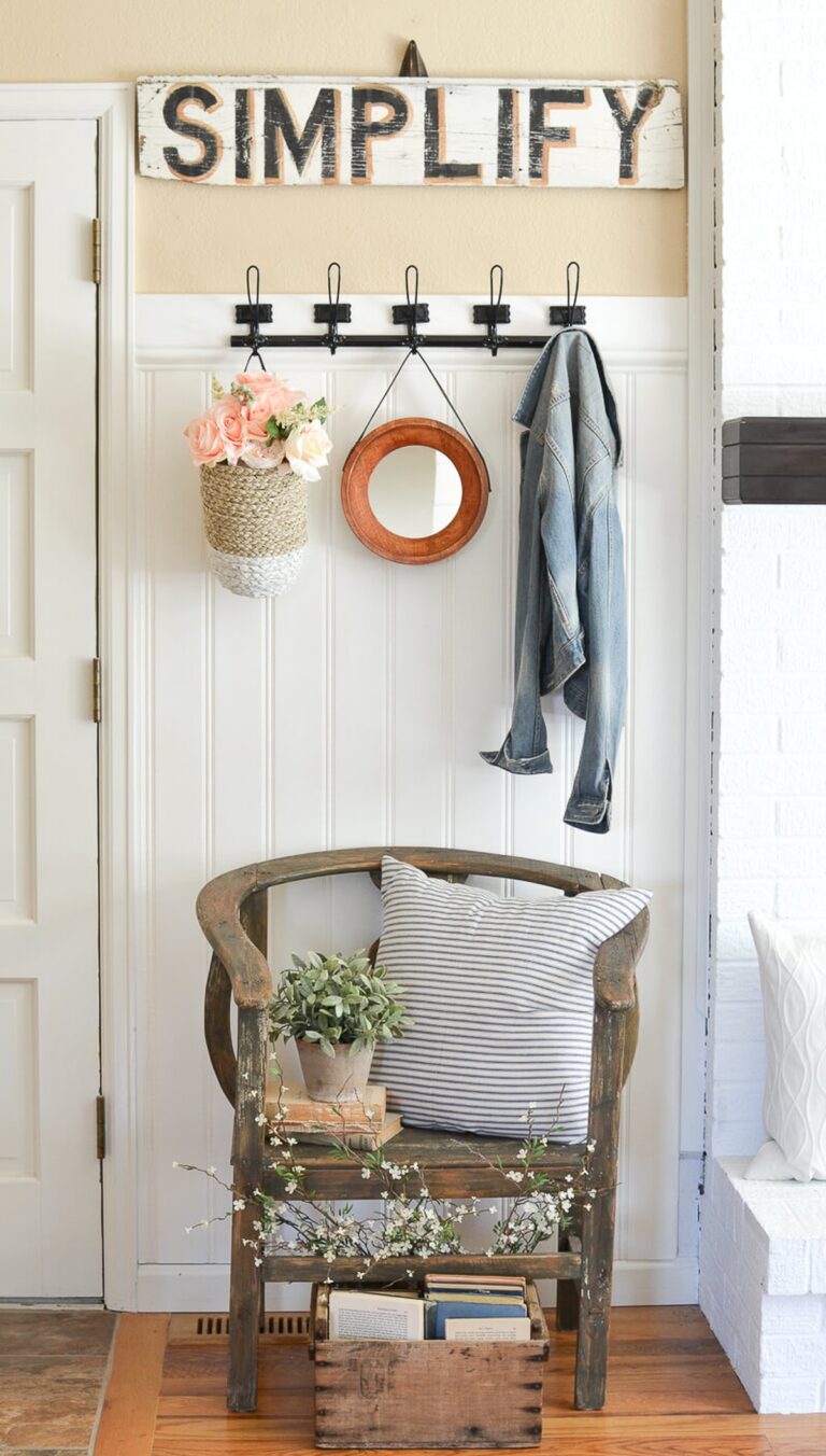 26 Entryway Decor Hacks That Maximize Small Spaces - Archeworks