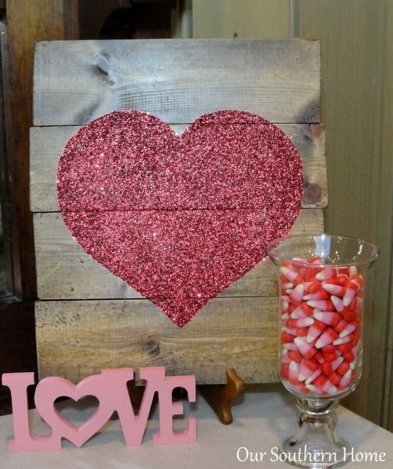 33 Charming Rustic Wood Heart Crafts You'll A - Archeworks