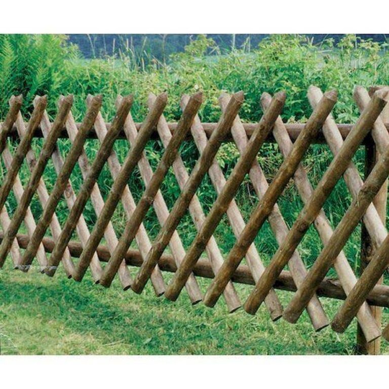 24 Stunning Farmhouse Fence Ideas for Rustic Charm - Archeworks