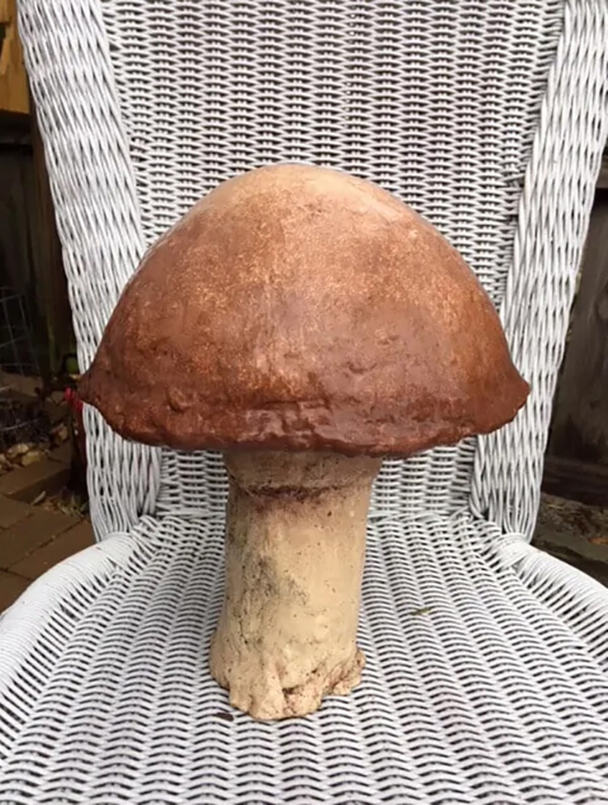 23 Enchanting DIY Outdoor Mushroom Ideas to Transform Your Garden ...