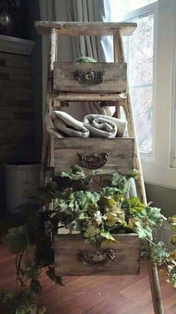 36 Brilliant DIY Ideas to Give Your Old Ladders New Life - Archeworks