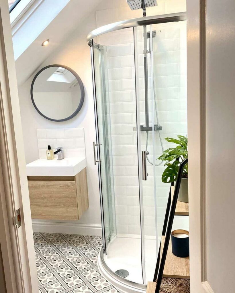 29 Stylish Small Bathroom Walk-In Shower Ideas You'll Love - Archeworks