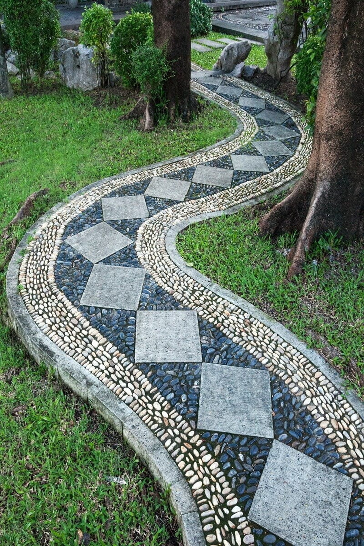 25 Garden Path Ideas That Lead with Charm - Archeworks