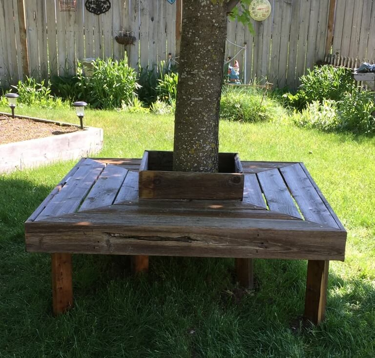 17 Stunning DIY Reclaimed Wood Projects for Your Outdoor Oasis - Archeworks