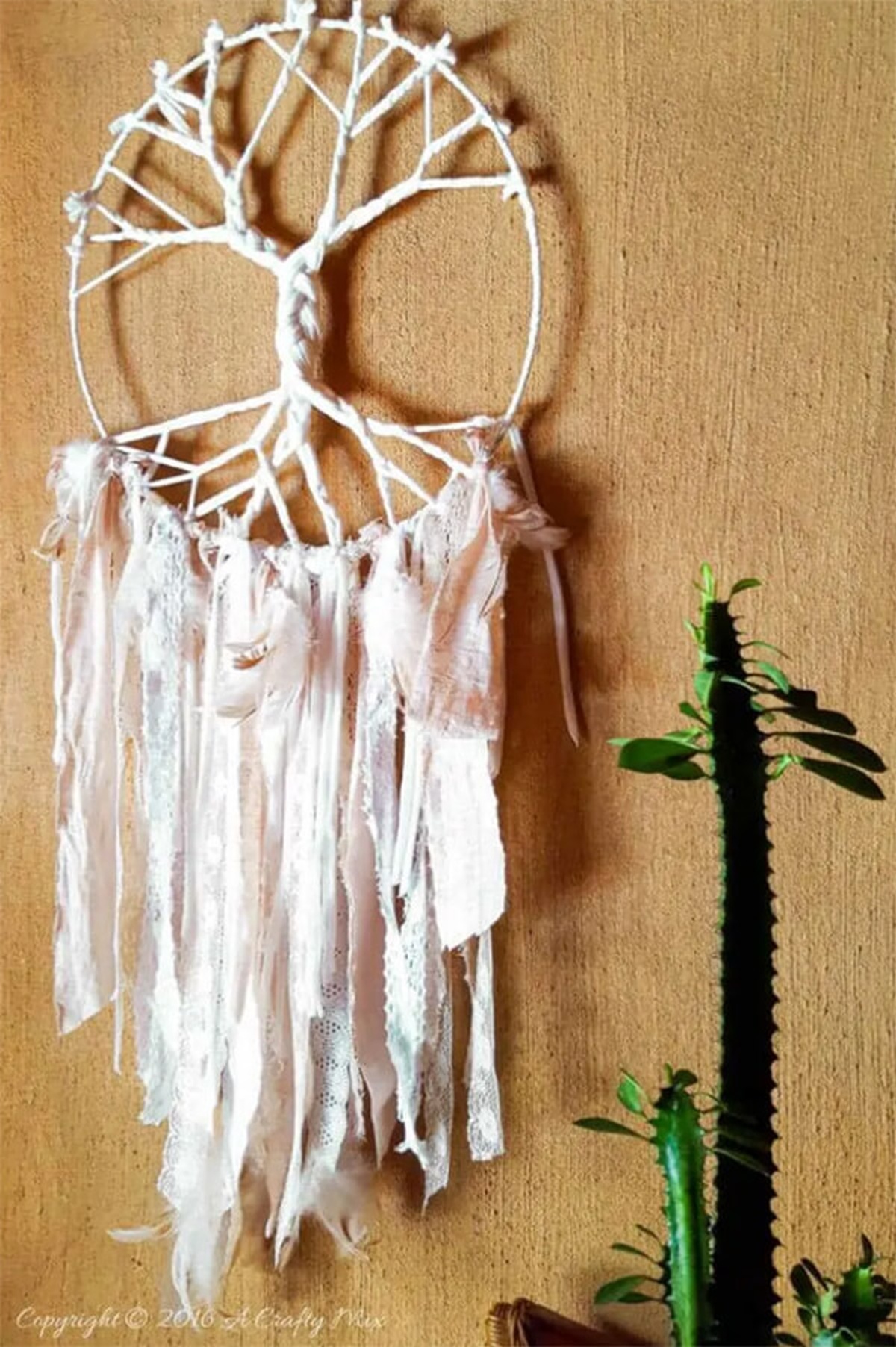 19 Handmade Dreamcatchers That Inspire Peace - Archeworks
