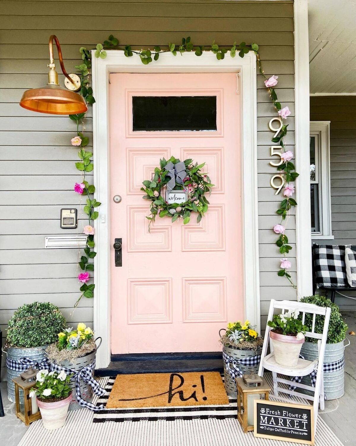15 Cheerful Spring Door Decoration Ideas to Brighten Your Home - Archeworks