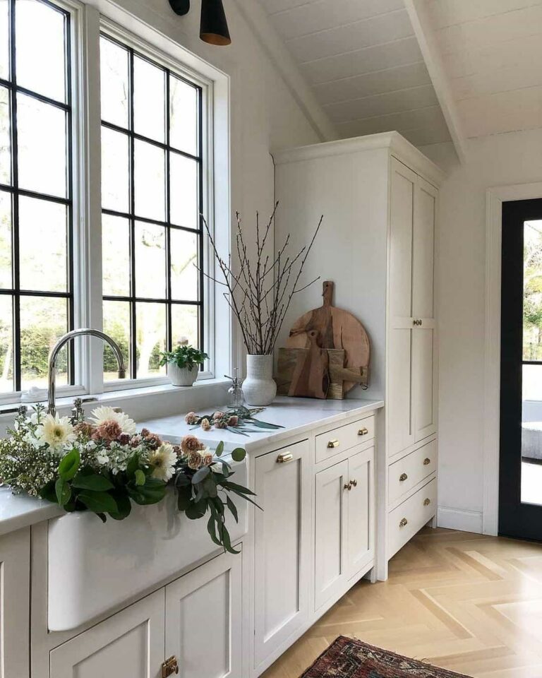 26 Beautiful Interior Black Window Frames Ideas For Your Home - Archeworks