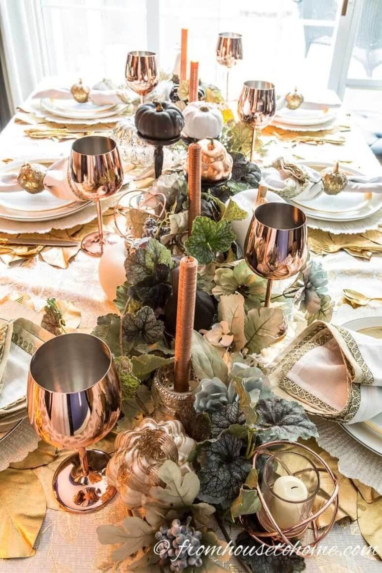 46 Charming DIY Thanksgiving Centerpieces to Wow Your Guests - Archeworks