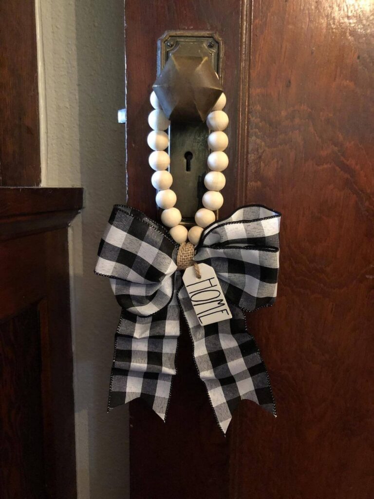 31 Creative Buffalo Check DIY Projects to Brighten Your Season - Archeworks