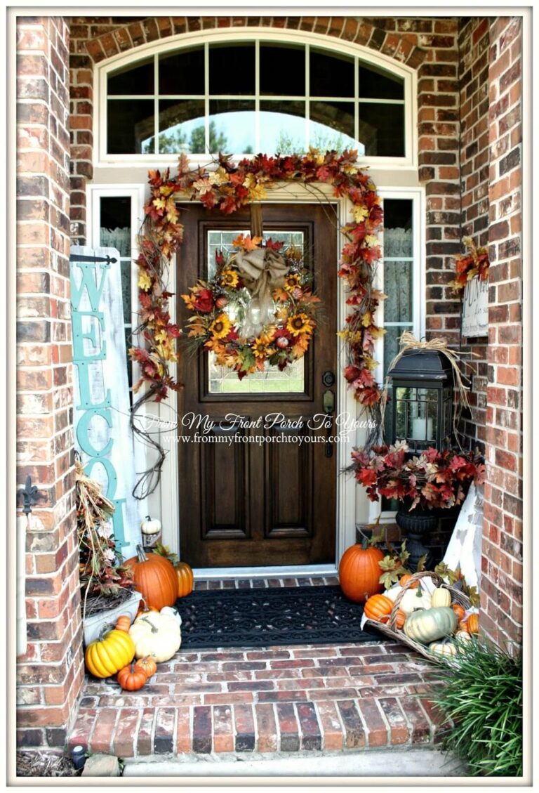 23 Cozy Fall Front Door Ideas That Welcome Autumn - Archeworks
