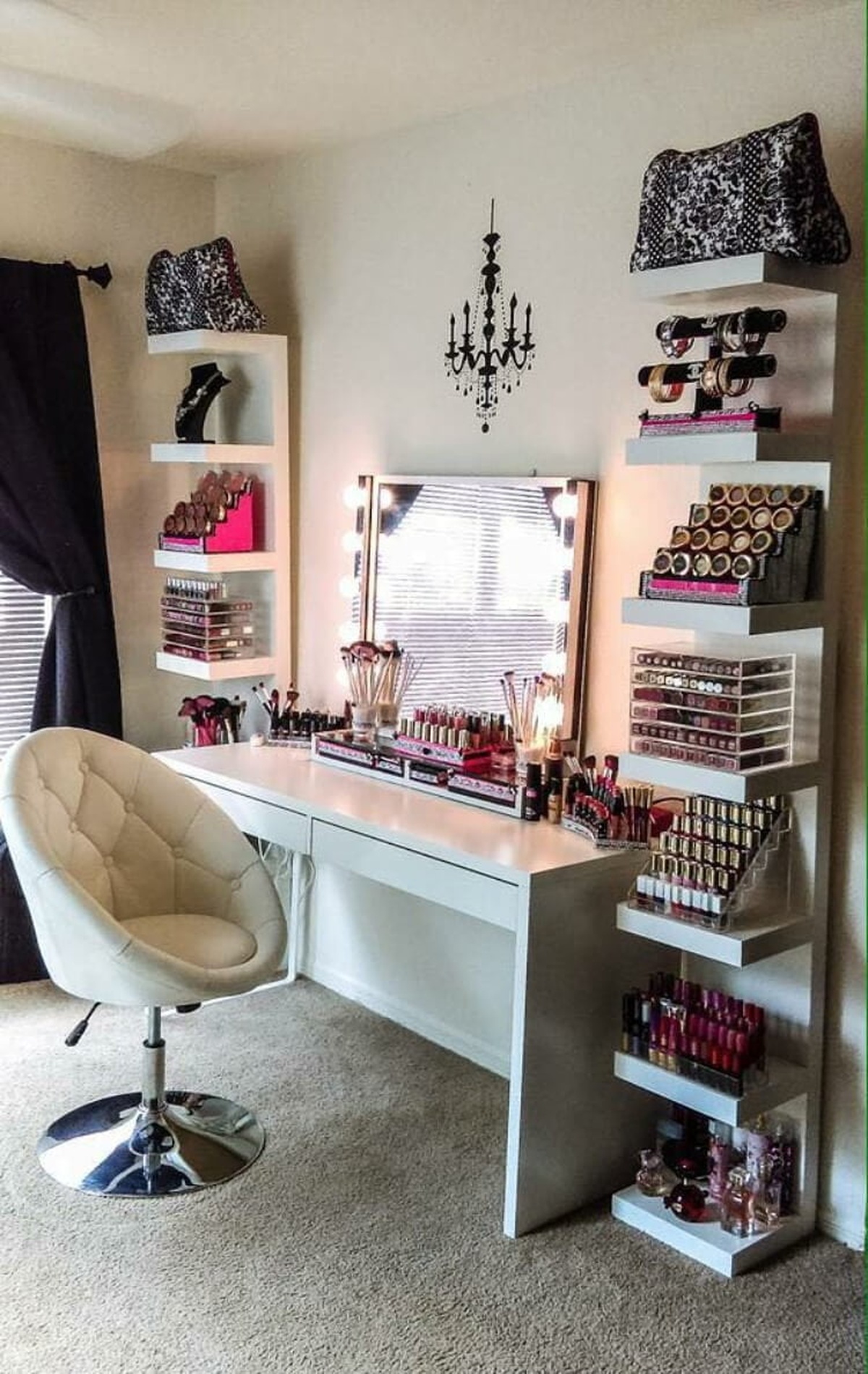 18 Luxurious Ways to Create Your Dream Makeup Vanity - Archeworks