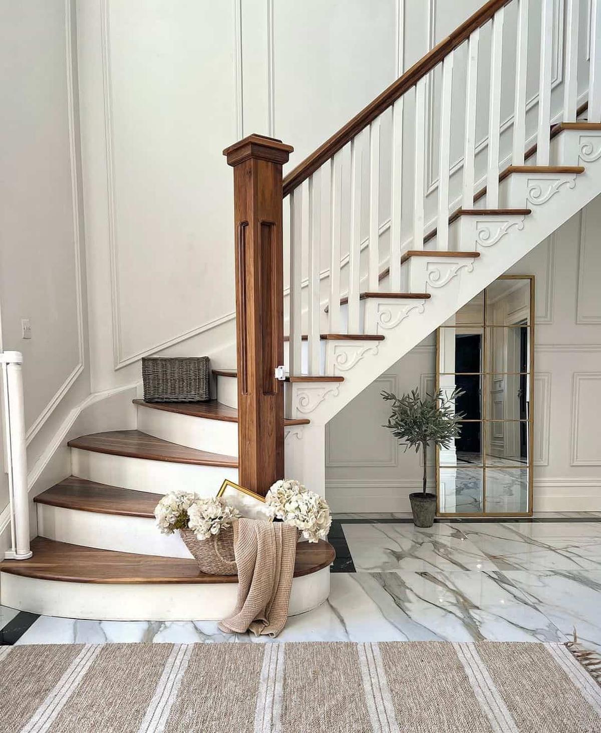 16 Curved Staircase Designs to Add Architectural Interest - Archeworks
