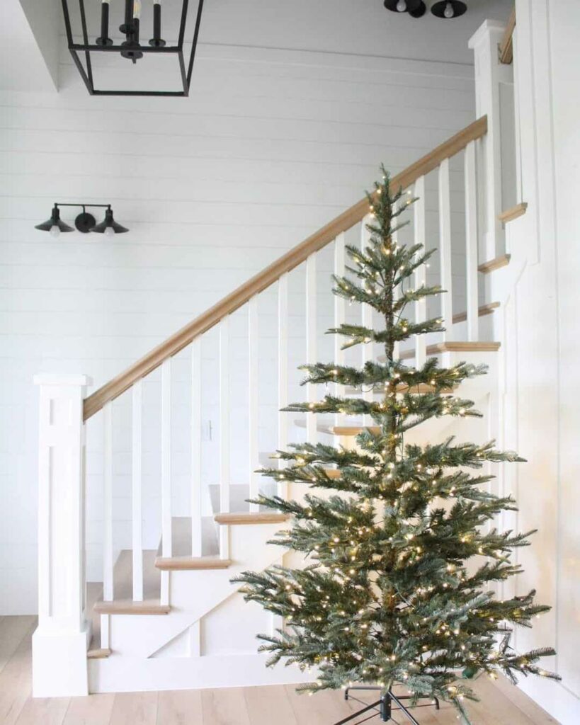 22 Stunning Stairway Wall Sconces to Illuminate Your Steps - Archeworks