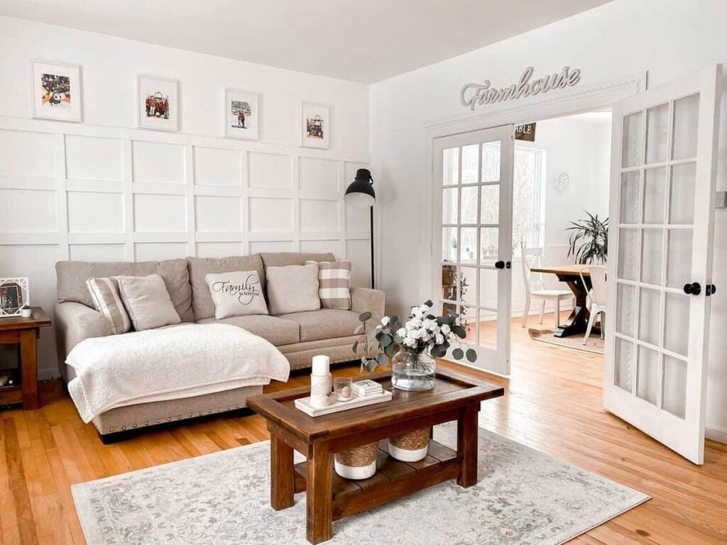 28 Beautiful Wainscoting Accent Walls with Classic Charm - Archeworks