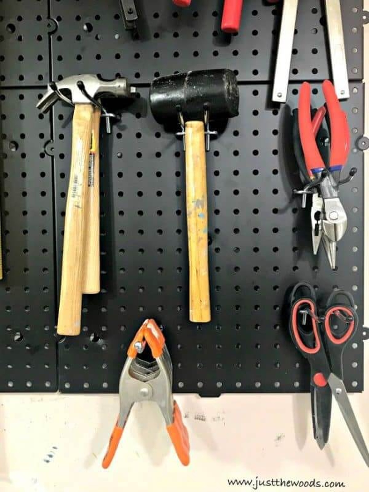 20 Brilliant Pegboard Solutions for Your Super-Organized Garage - Archeworks