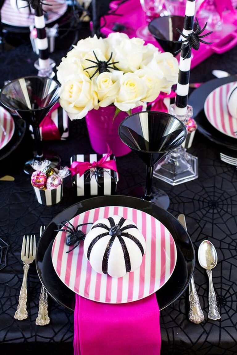 58 Eerie Spooky Halloween Table Decor Ideas - Archeworks